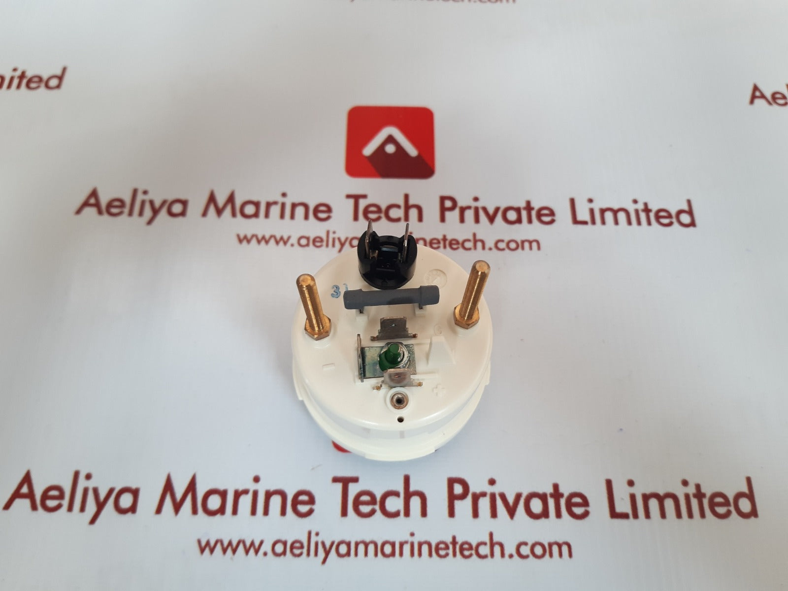 Volvo penta 873196 water temperature gauge – Aeliya Marine Tech