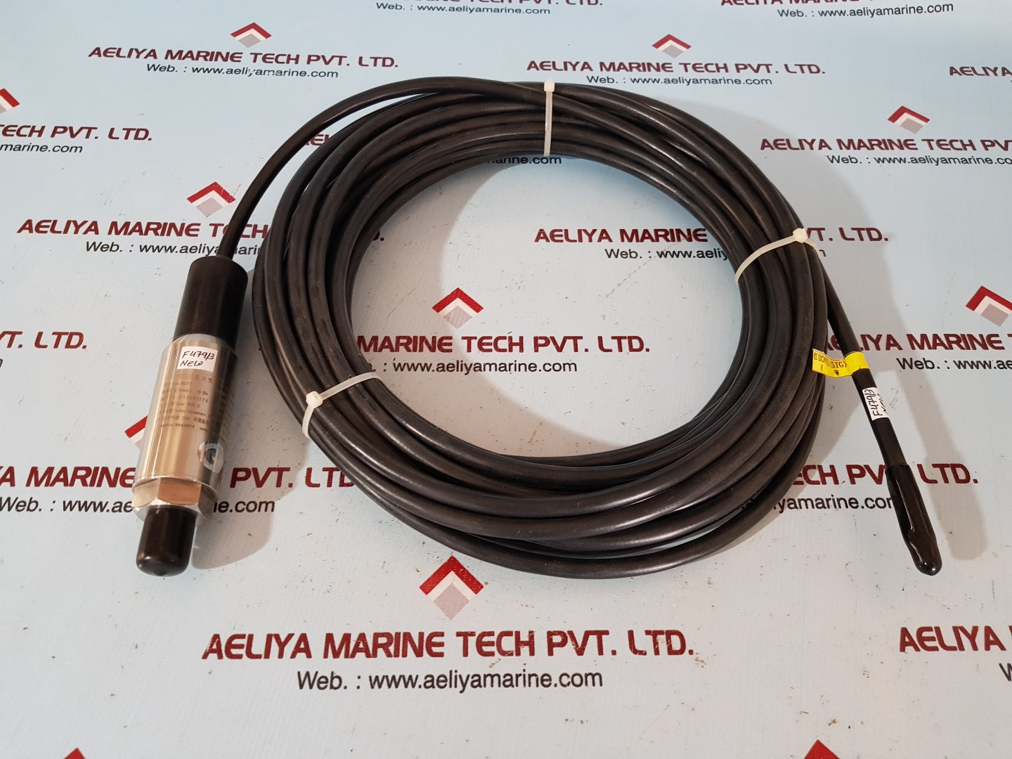 Rongde rdly-s pressure transmitter with cable – Aeliya Marine Tech