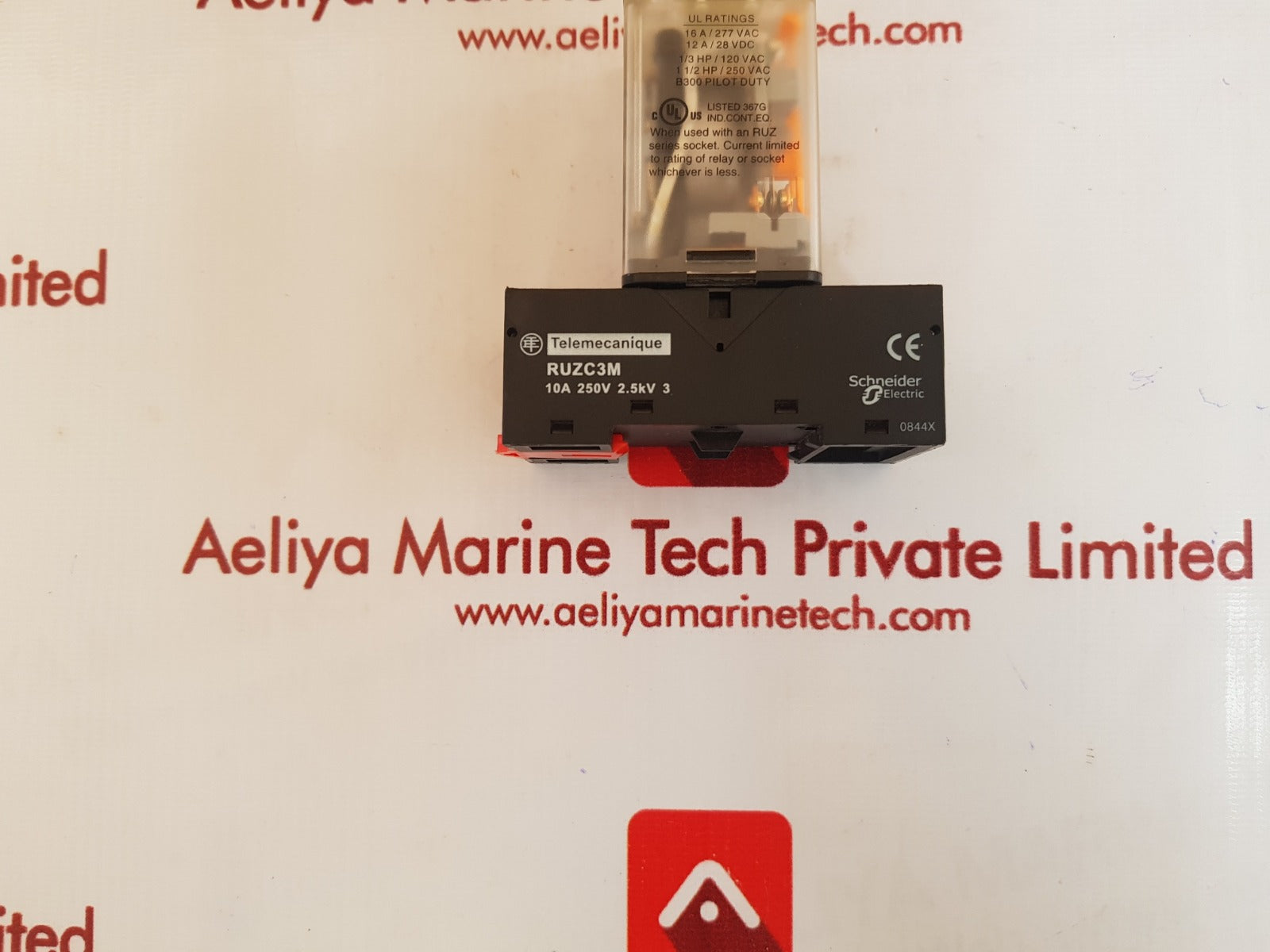 Schneider ruzc3m relay socket – Aeliya Marine Tech