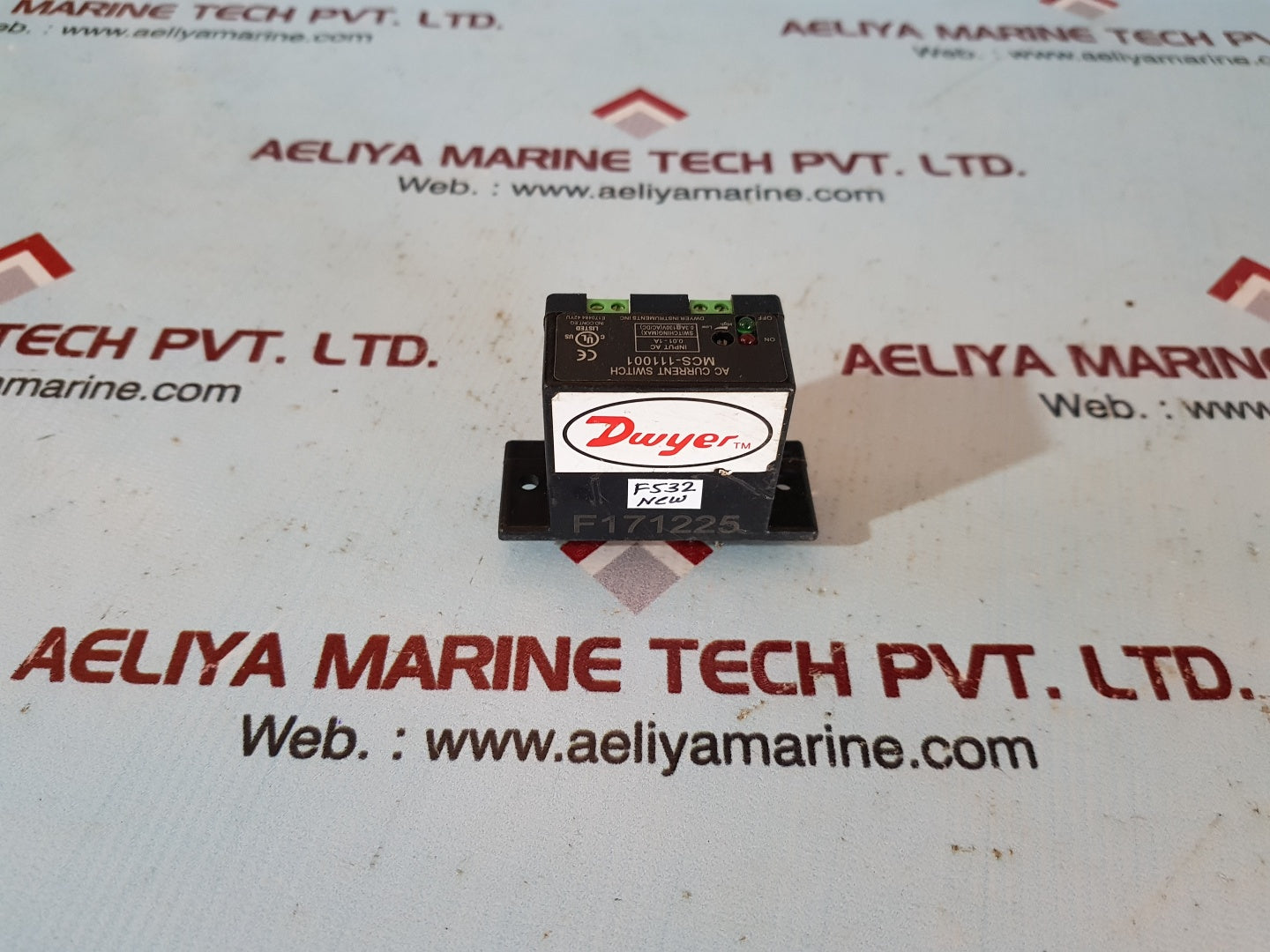 Dwyer mcs-111001 ac current switch – Aeliya Marine Tech
