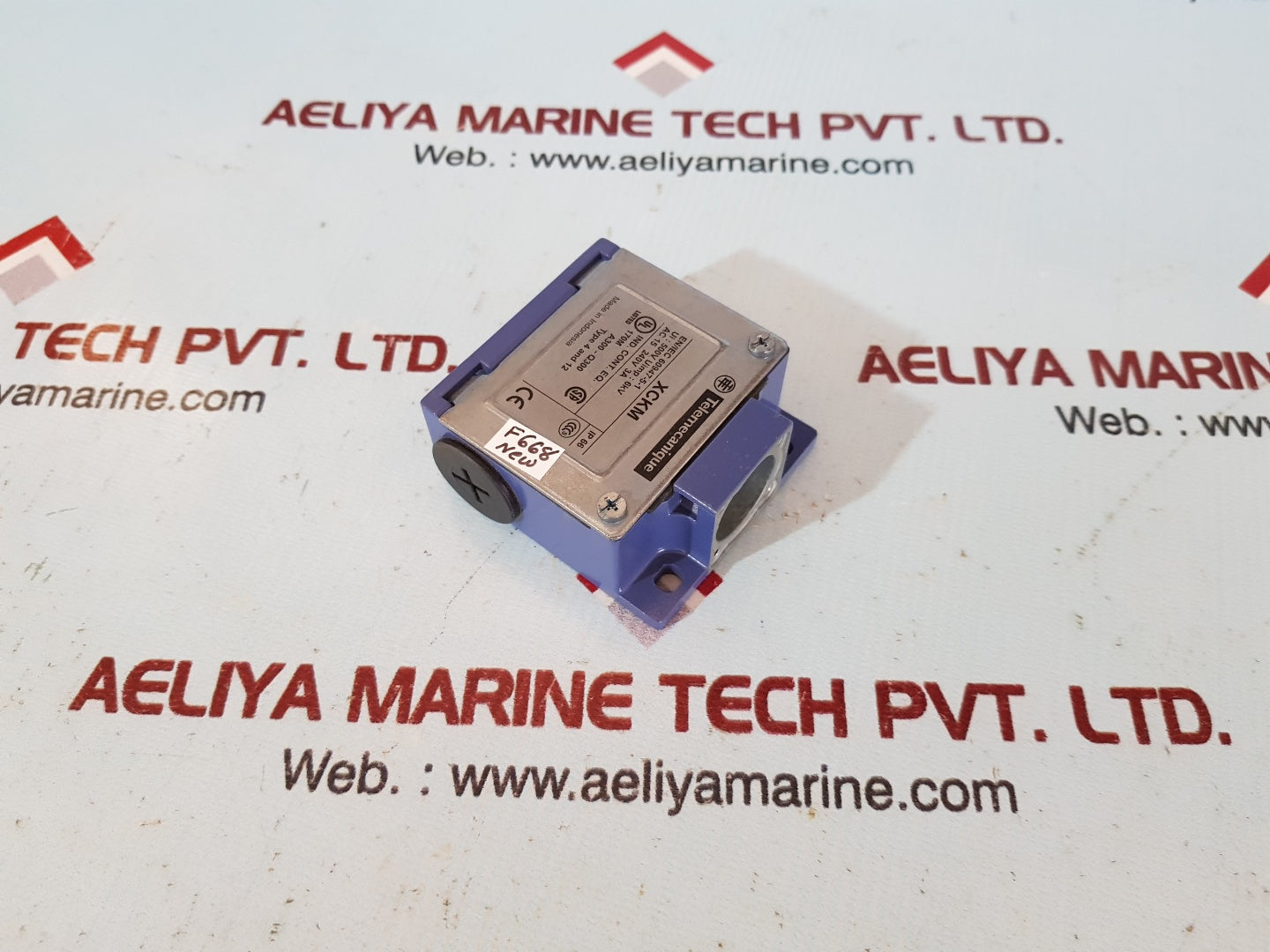 Telemecanique xckm limit switch – Aeliya Marine Tech