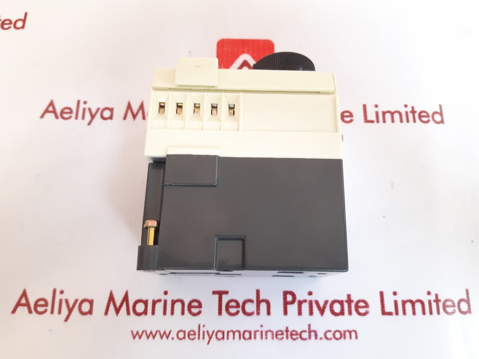 Telemecanique ca2-fr 141 relay 380v – Aeliya Marine Tech