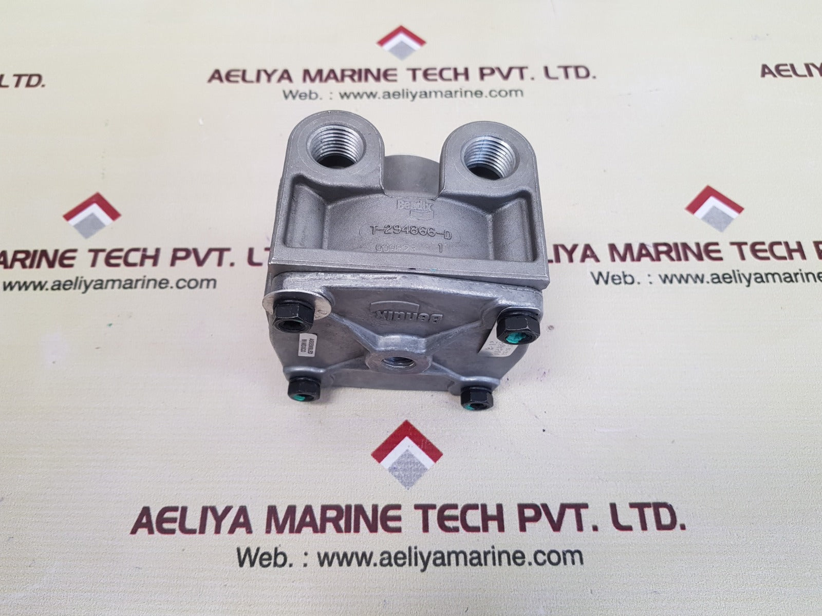 Bendix r-12 t-294866-d valve relay – Aeliya Marine Tech