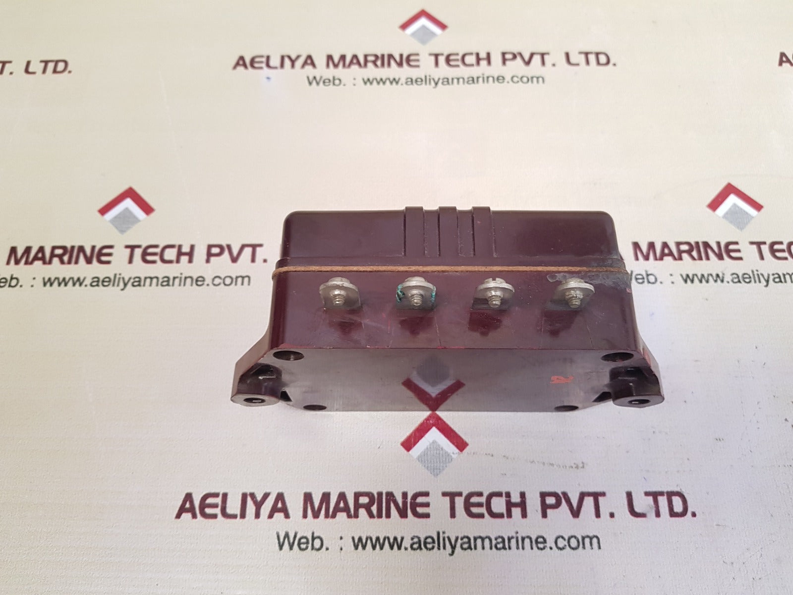 Sun electric wu-2a tachometer power unit – Aeliya Marine Tech