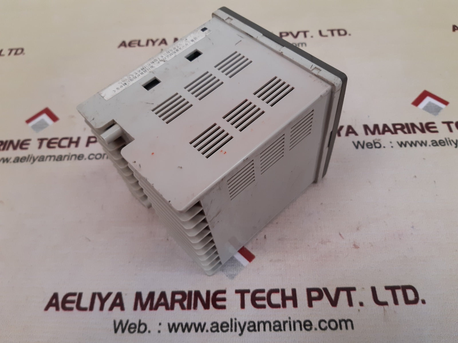 Yamatake/azbil sdc21 temperature controller c210da00501 – Aeliya Marine Tech