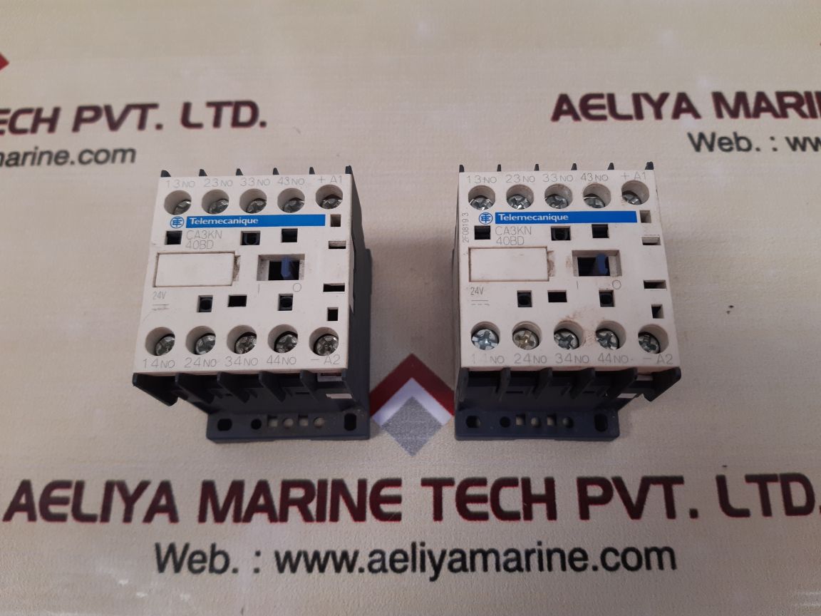 Telemecanique/Schneider ca3kn 40bd auxiliary contactor – Aeliya Marine ...