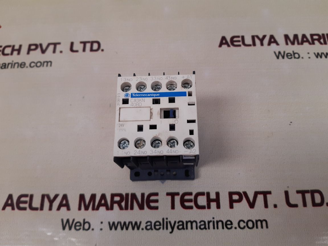 Telemecanique/Schneider ca3kn 40bd auxiliary contactor – Aeliya Marine Tech