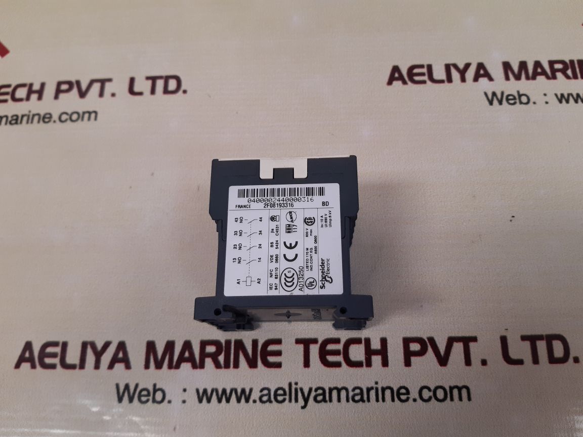 Telemecanique/Schneider ca3kn 40bd auxiliary contactor – Aeliya Marine Tech