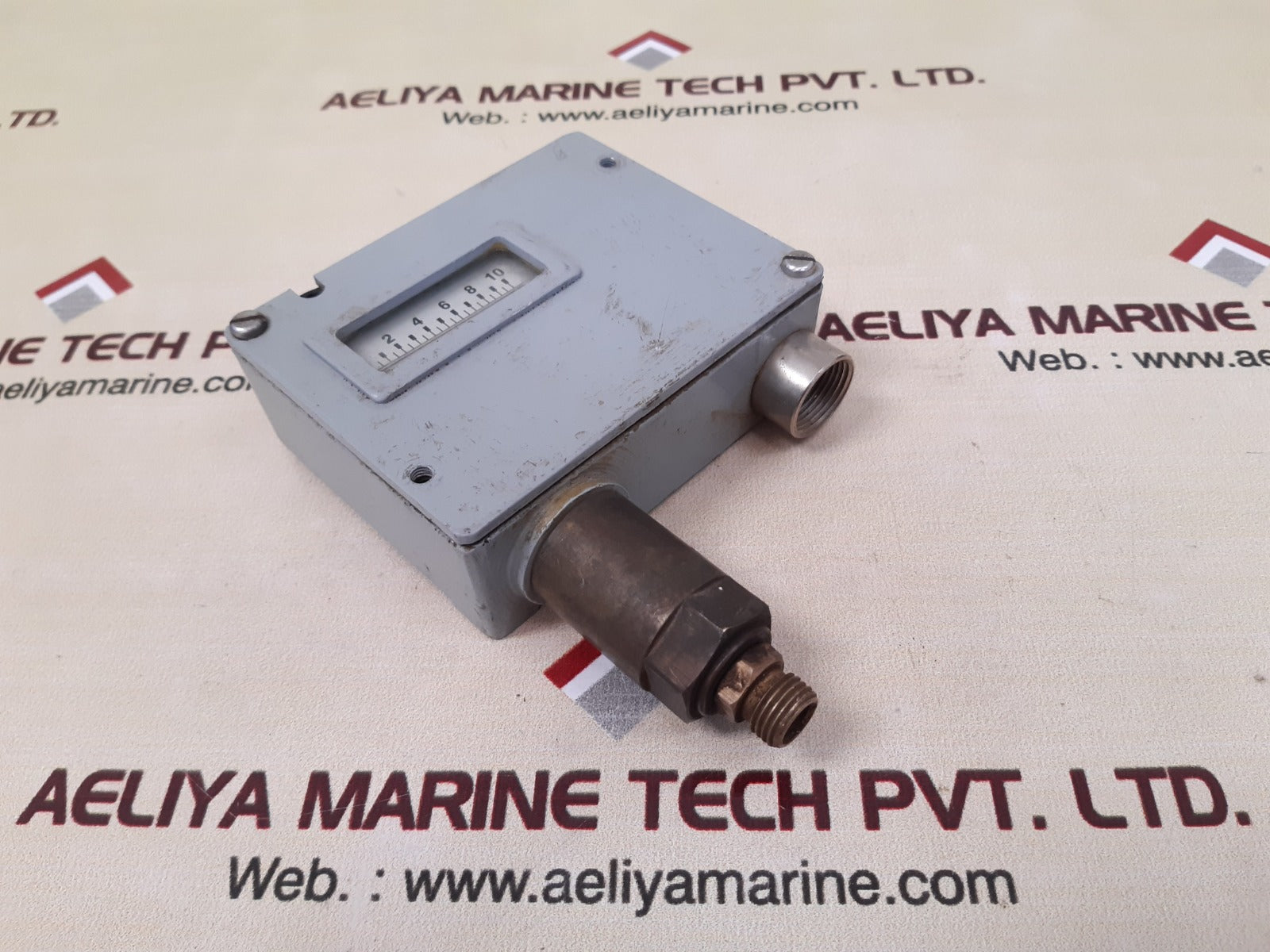 Varma trafag pf-010-w pressure switch – Aeliya Marine Tech