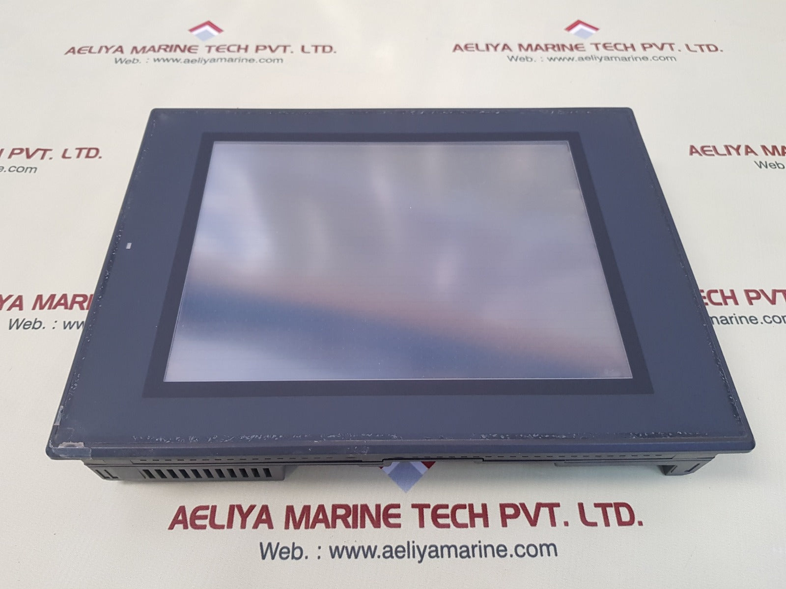 Keyence Vt3-v10 Touch Screen Panel Air Temp 50°C – Aeliya Marine Tech®