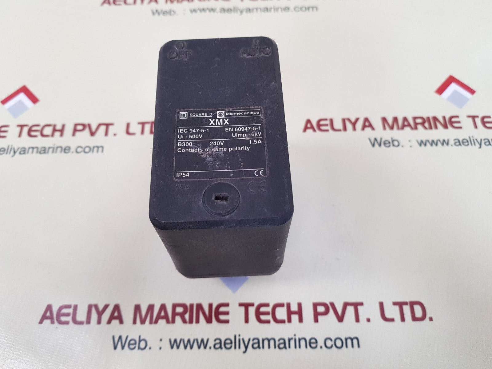 Telemecanique Square D Xmx Pressure Switch 240V – Aeliya Marine Tech