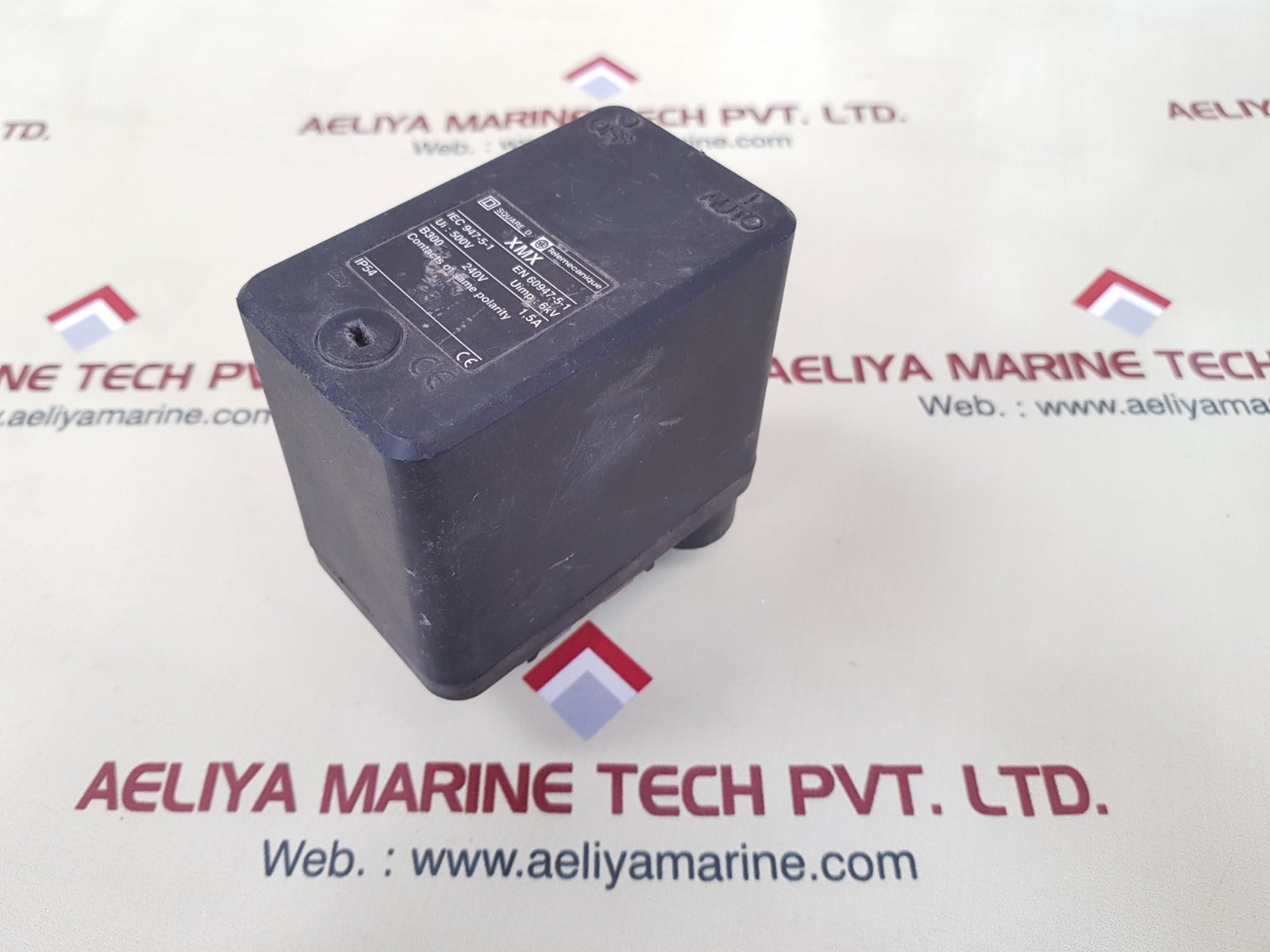 Telemecanique Square D Xmx Pressure Switch 240V – Aeliya Marine Tech