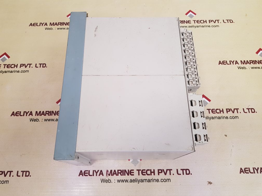 Siemens siprotec 7sd6101-5bb09-0bj0 differential protection relay ...