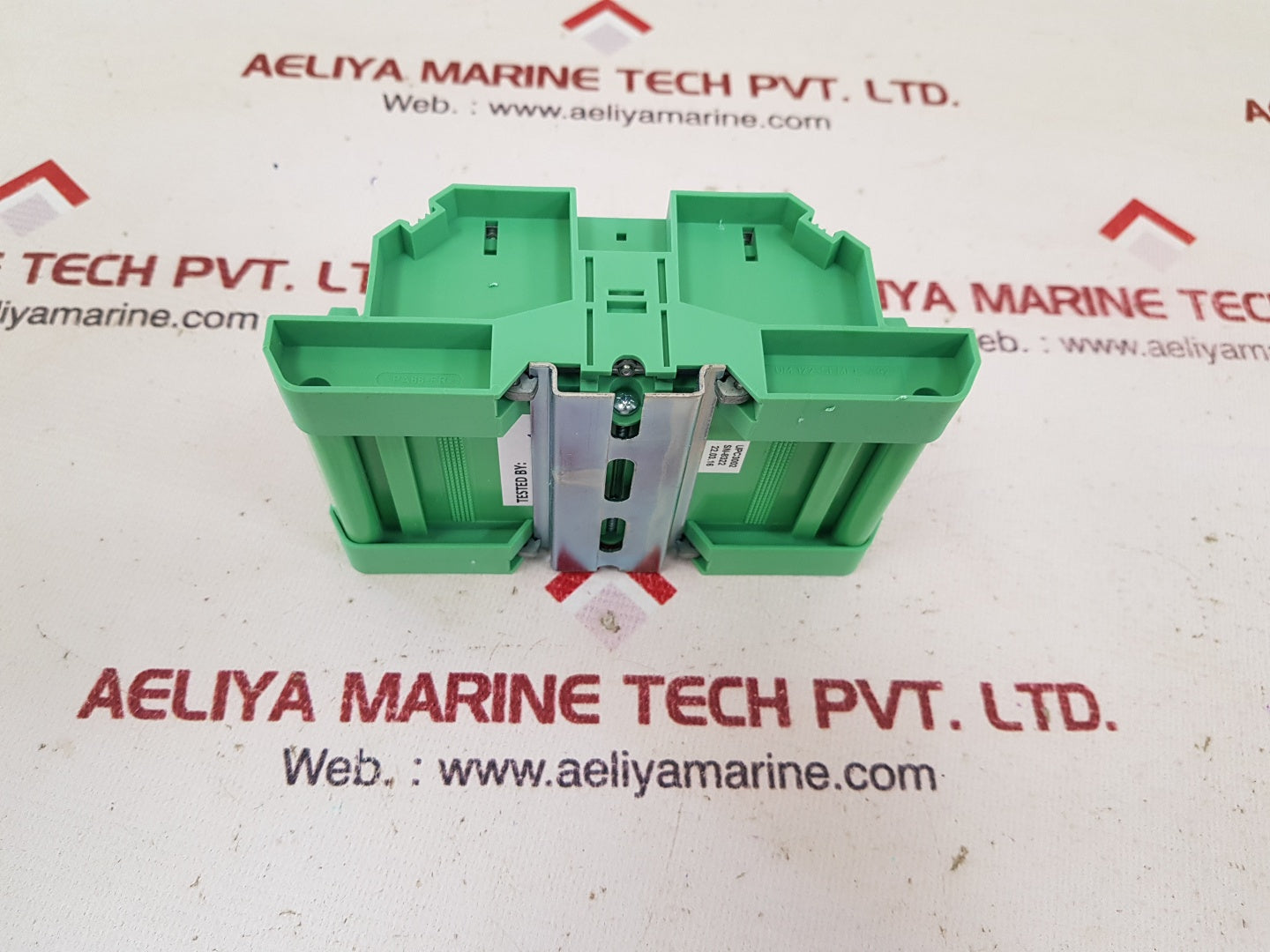 Overland upc-3002 serial line splitter – Aeliya Marine Tech