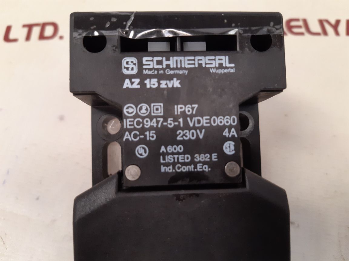 Schmersal az 15 zvk safety interlock switch – Aeliya Marine Tech®