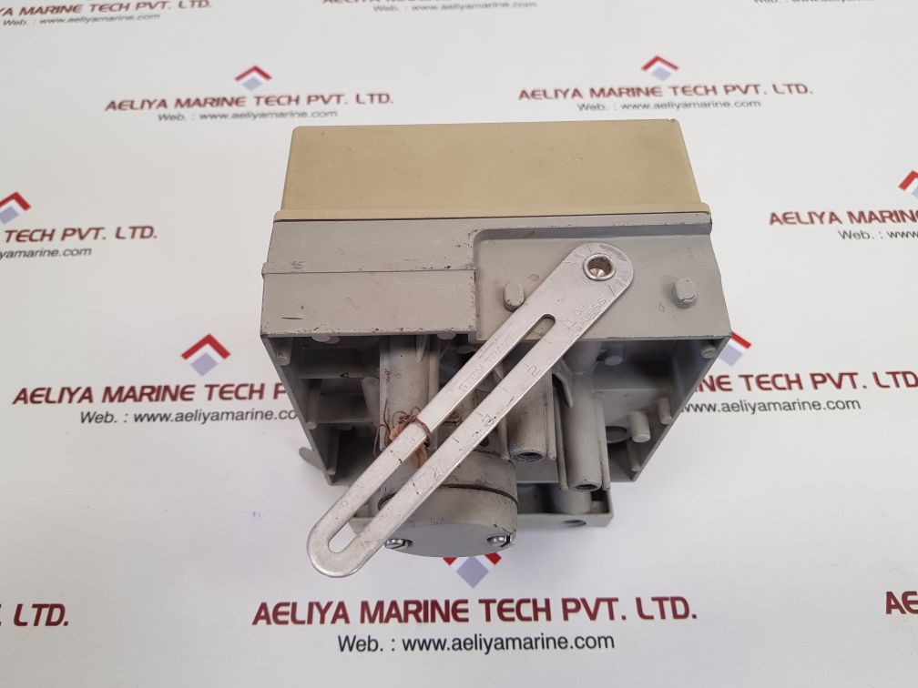 Fisher controls 3582 valve positioner – Aeliya Marine Tech
