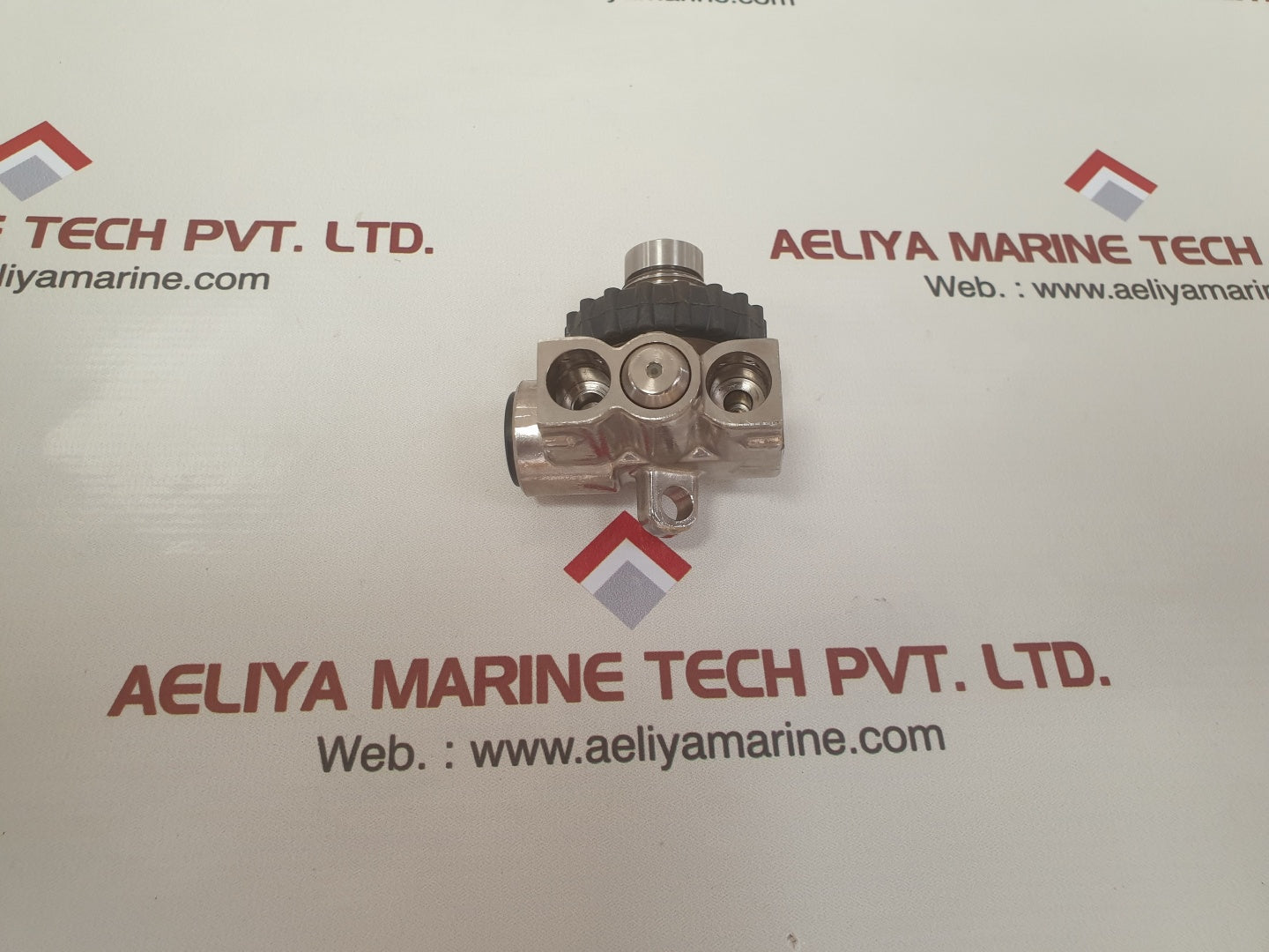 Drager pa90 plus pressure reducer 3337260 – Aeliya Marine Tech