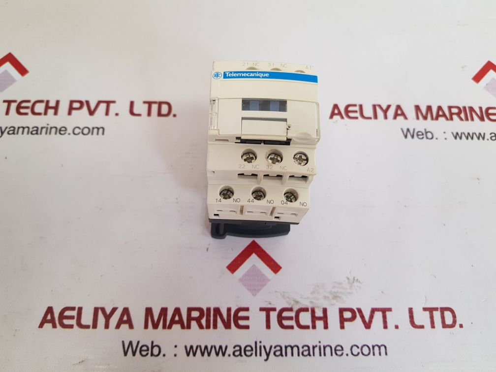 Telemecanique/schneider cad32b7 control relay – Aeliya Marine Tech