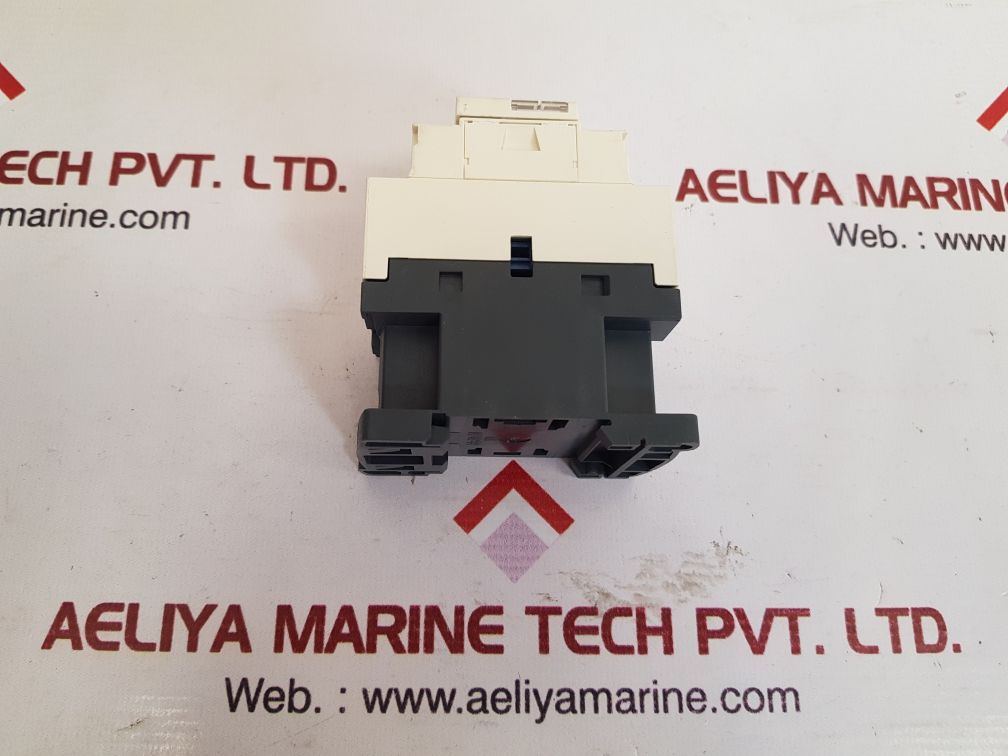 Telemecanique/schneider cad32b7 control relay – Aeliya Marine Tech