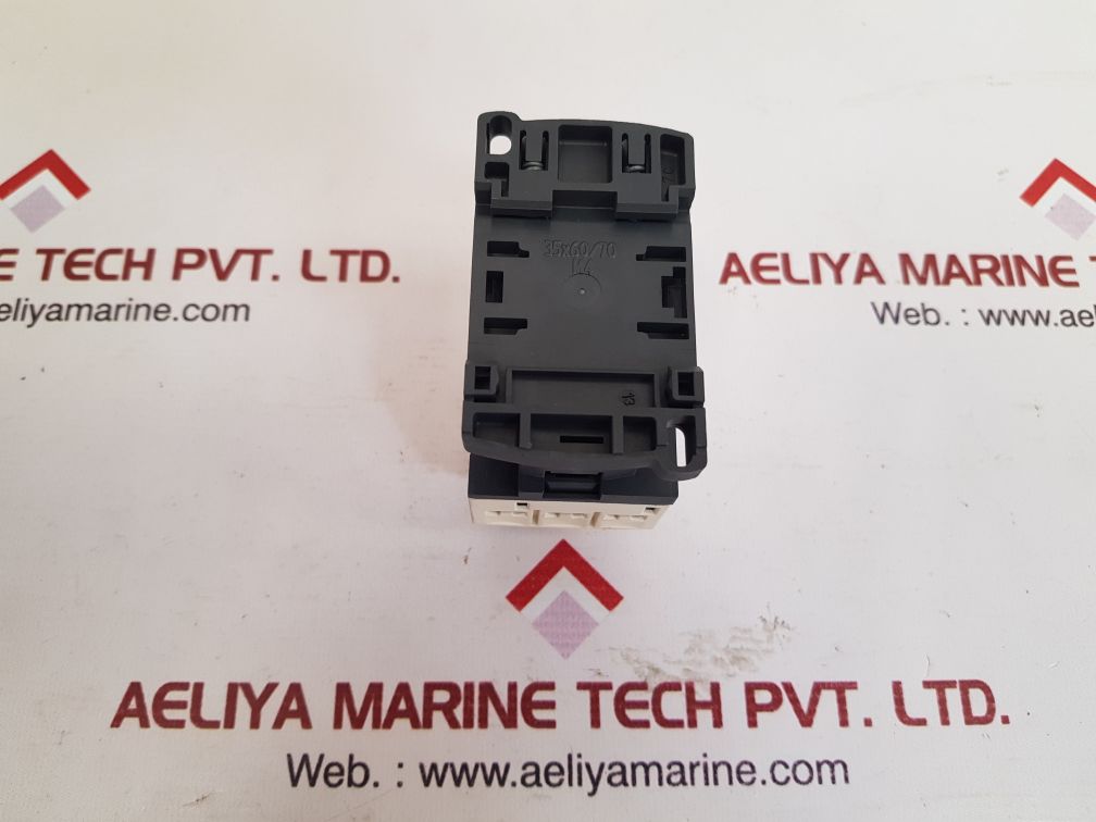 Telemecanique/schneider cad32b7 control relay – Aeliya Marine Tech