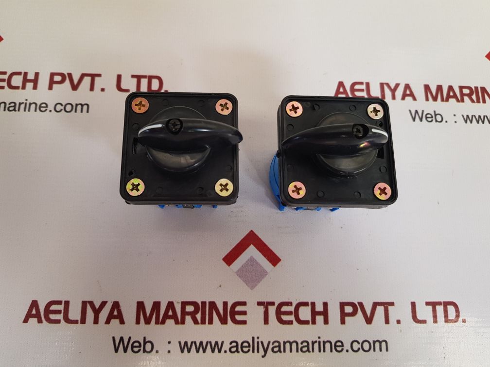 Samwha electric cam switch ac600v 20a – Aeliya Marine Tech