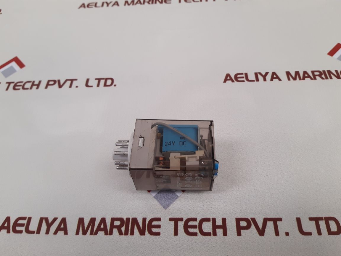 Finder 60.12.9.024.0040 relay socket – Aeliya Marine Tech