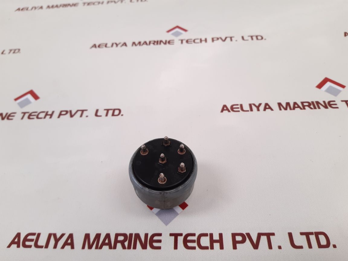Pollak 4292483 Ignition Switch – Aeliya Marine Tech