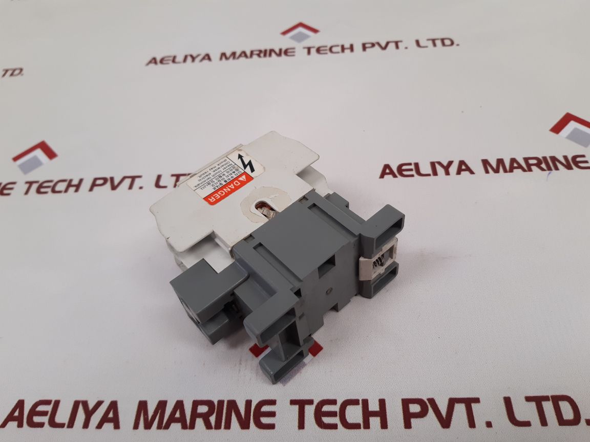 Hyundai Himc 22 Magnetic Contactor 230V 50Hz 230...250V 60Hz – Aeliya ...