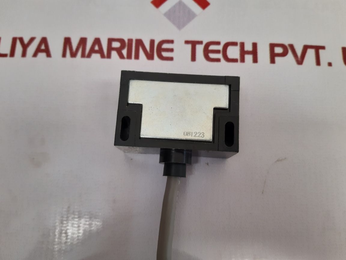 Fuji Electric Aer201 L-1A Proximity Switch Sensor – Aeliya Marine Tech
