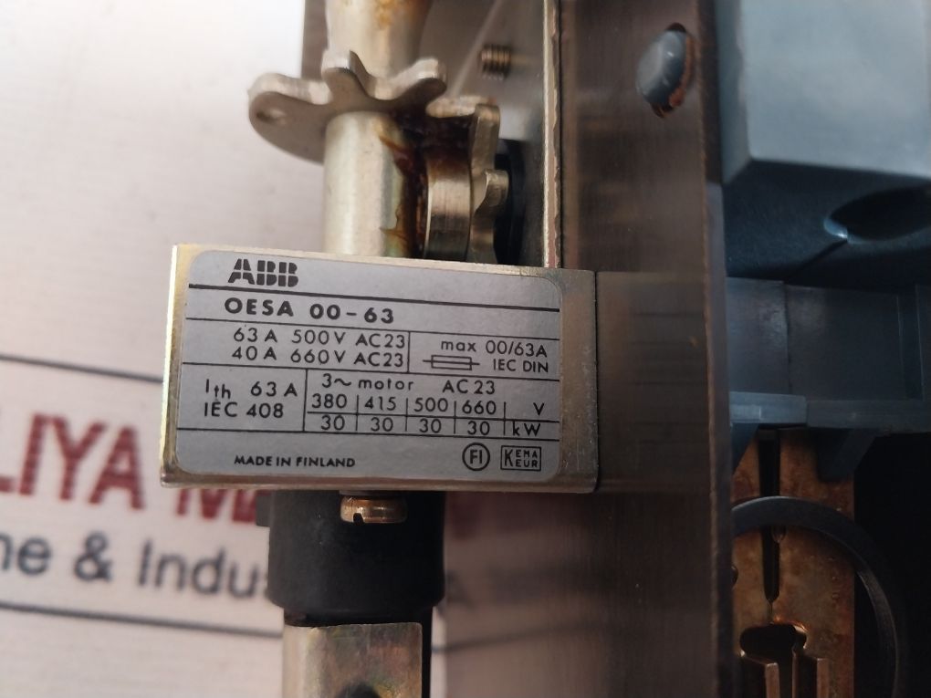 Abb Oesa 00-63 Fuse Load Break Switch 63A – Aeliya Marine Tech