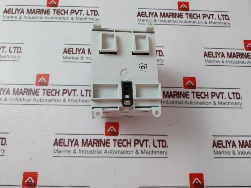 Abb Umc100-fbp.0 A5 Universal Motor Controller 1000V 50-60Hz – Aeliya ...
