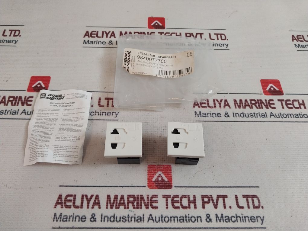 Lot Of 11X Aqua Signal 9840077700 Universal Socket Razor 8116602900 ...