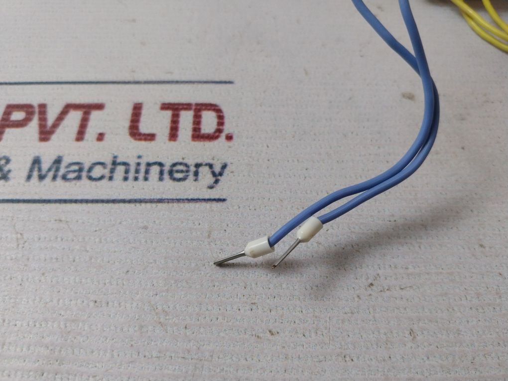 Axtron 220V Razor Transformer – Aeliya Marine Tech