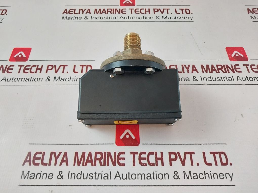 Bailey & Mackey 2381 Pressure Switch -1/+1 Bar – Aeliya Marine Tech