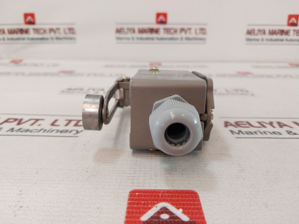 Bch Nlla Oil Tight Limit Switch Ip67 – Aeliya Marine Tech