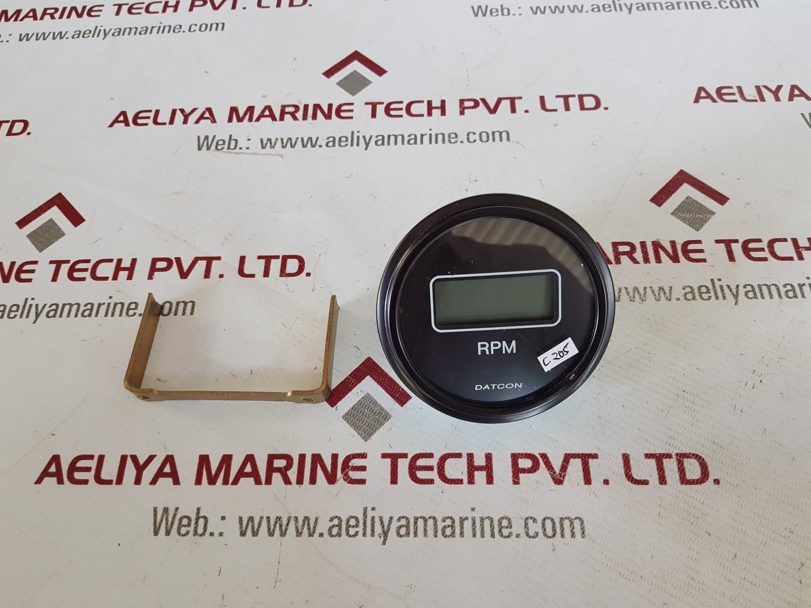 datcon 103676 rpm tachometer gauge – Aeliya Marine Tech