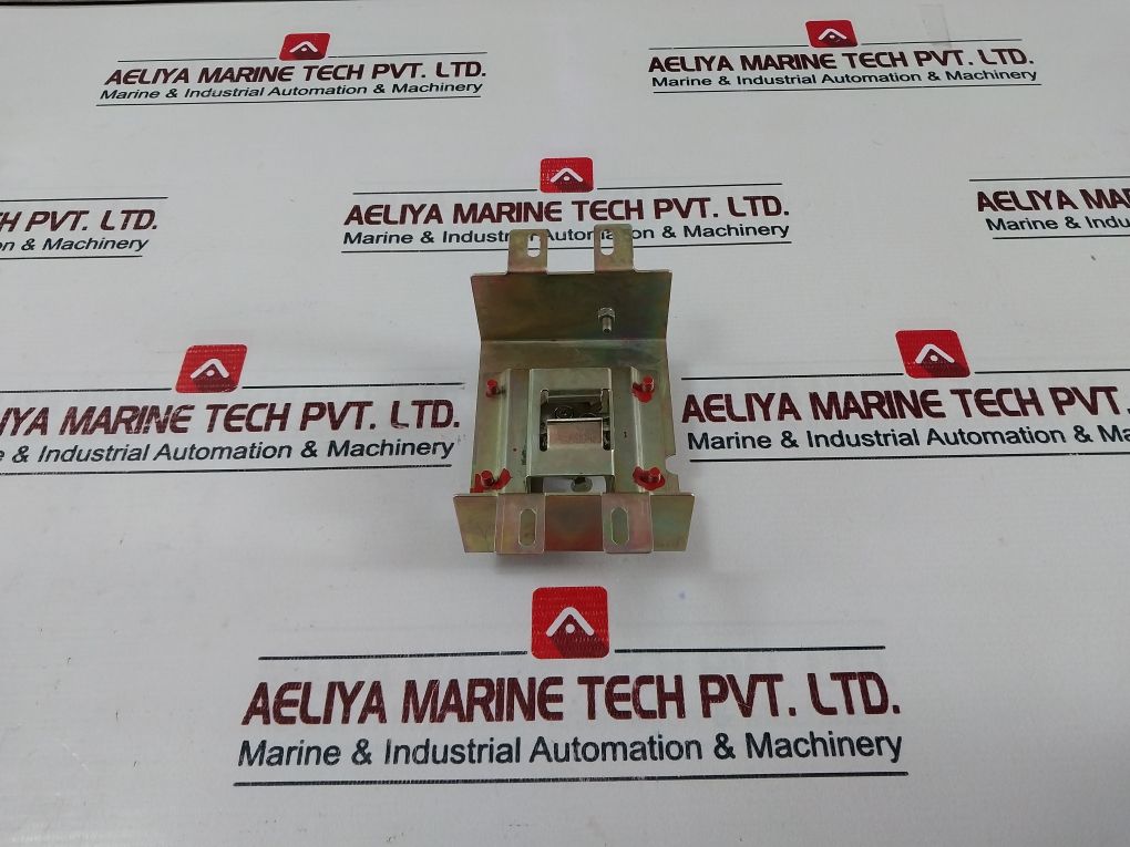 C&S Electric Csdhz2 Mccb Extended Rotary Handle – Aeliya Marine Tech