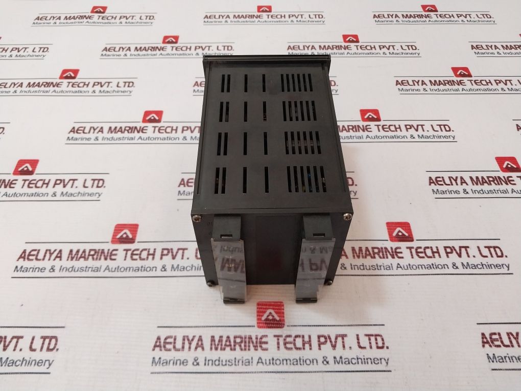 Daiichi Csy-96 Synchro Check Relay Ac 110V 50/60 Hz – Aeliya Marine Tech