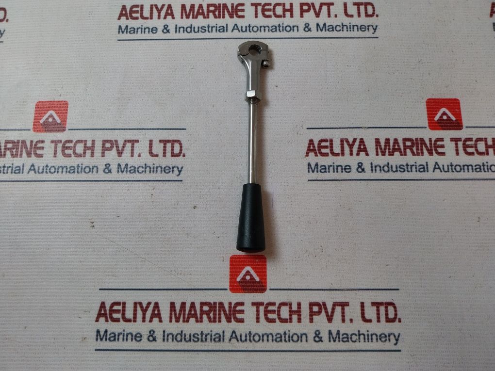 Danfoss 11107587 Lever With Clamp – Aeliya Marine Tech