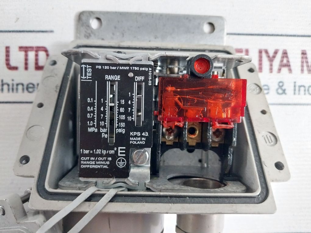 Danfoss Kps 43 Pressure Control Switch – Aeliya Marine Tech
