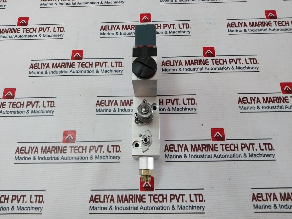 Danfoss Mbs 5100-2011-1Db04 Pressure Transmitter W/ 26740113 Test Valve ...