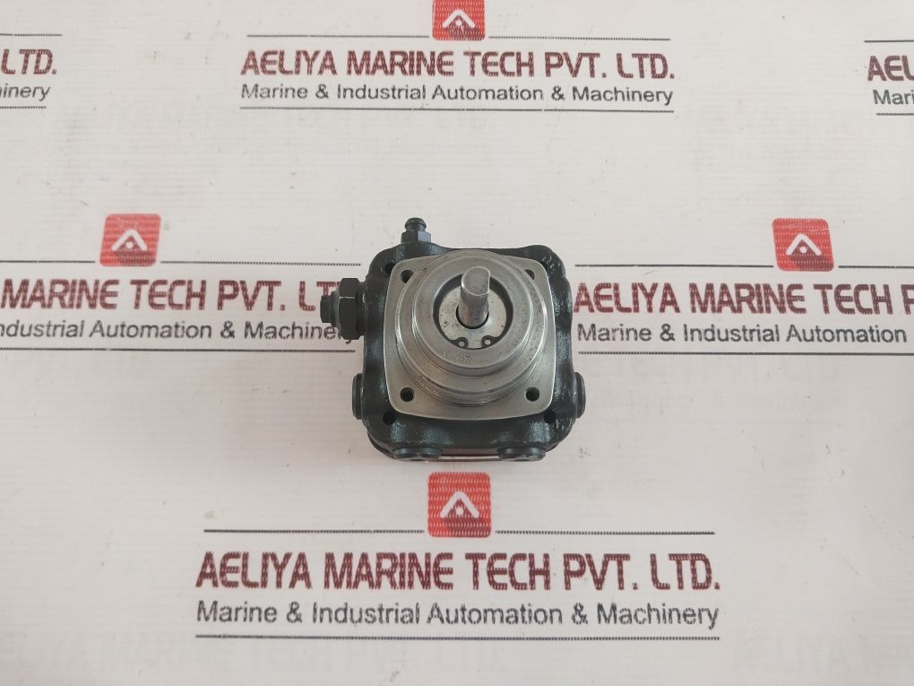 Danfoss Rsa 28 R Oil Pump 070-5377 – Aeliya Marine Tech