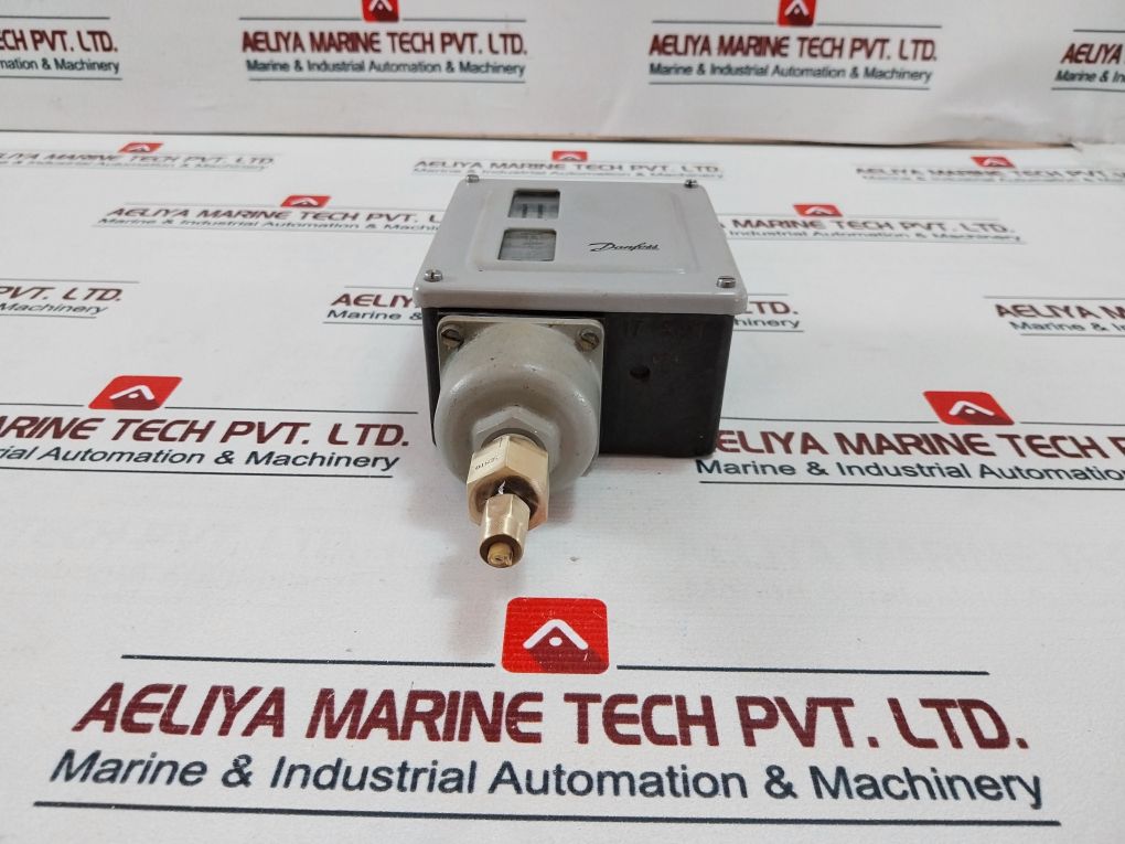 Danfoss Rt112 Pressure Switch 10A 380V Ip66 – Aeliya Marine Tech