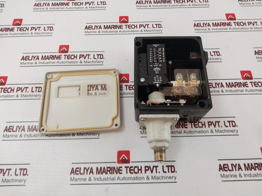 Danfoss Rt116 Pressure Switch 100-1000 Kpa – Aeliya Marine Tech