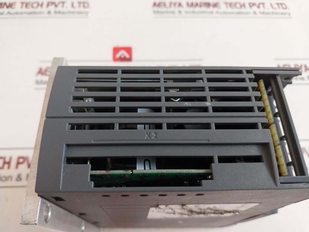 Demag Dic-4-002-c-0003-01 Frequency Inverter Drive Compact 0.75 Kw Ip20 ...