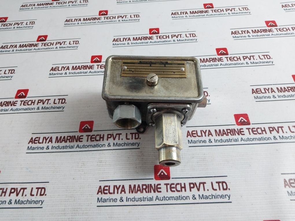 Detroit Switch 222-10 Temperature Control Switch Unit – Aeliya Marine Tech