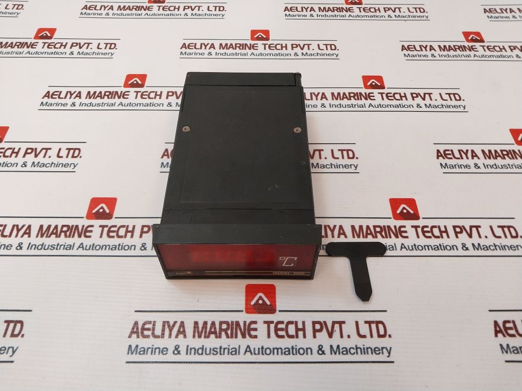 Digitron 3900Ktj Thermocouple Display 96-126V – Aeliya Marine Tech