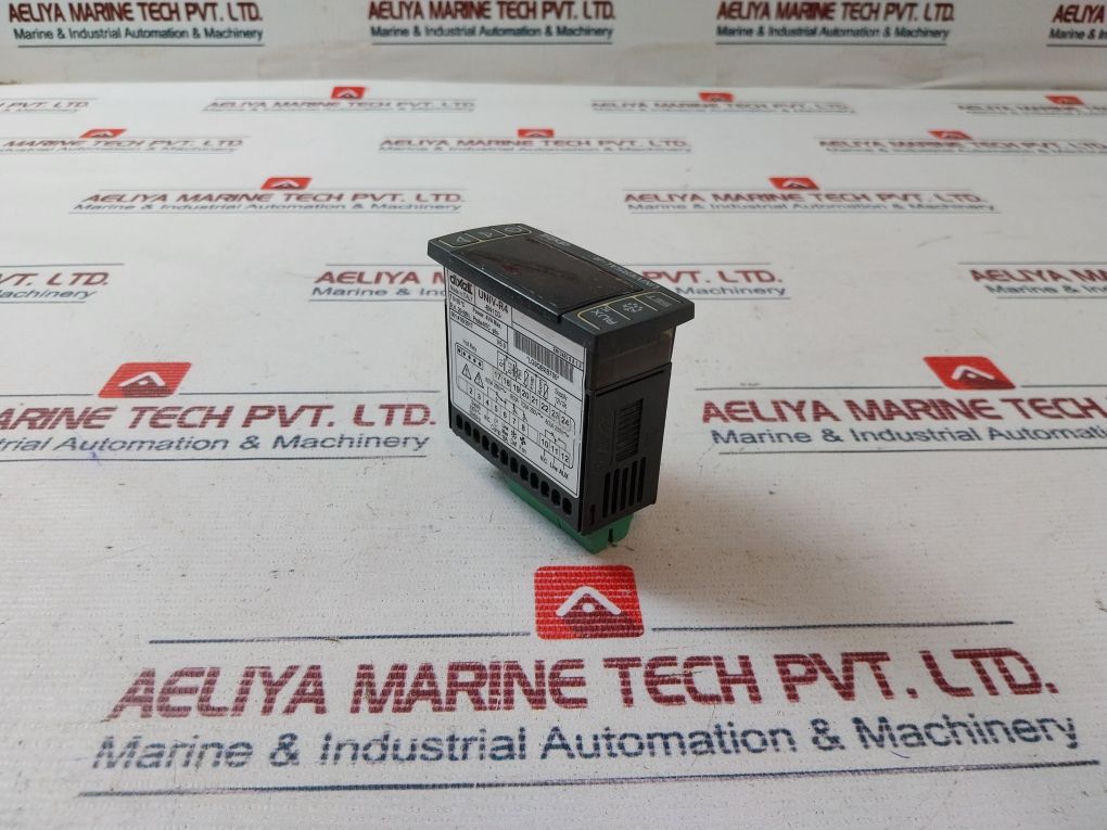 Dixell Univ-r4-6N1C0 Universal Temperature Controller 12V – Aeliya Marine Tech