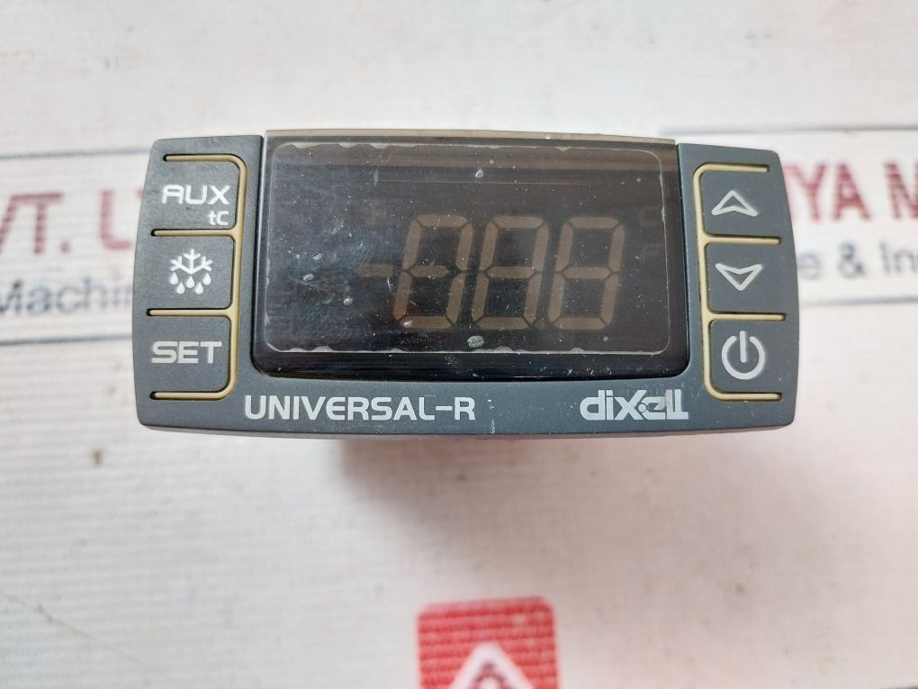 Dixell Univ-r4-6N1C0 Universal Temperature Controller 12V – Aeliya Marine Tech