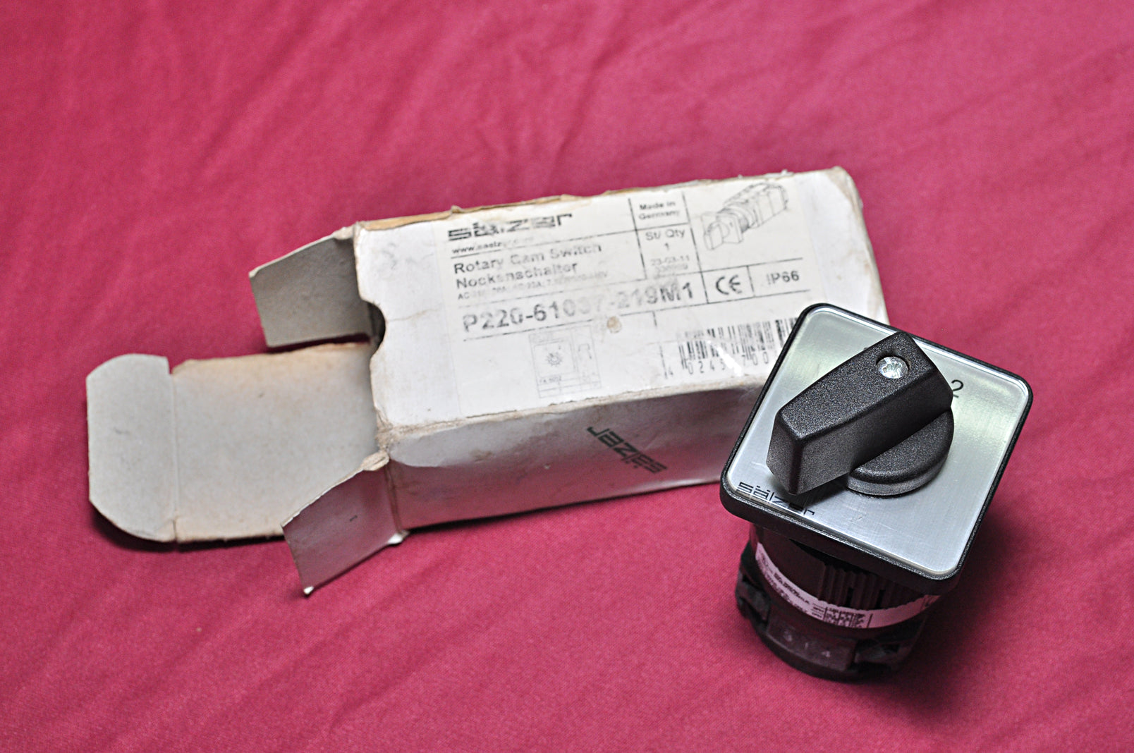 Salzer p220-61037-a01 rotary cam switch ip66 – Aeliya Marine Tech